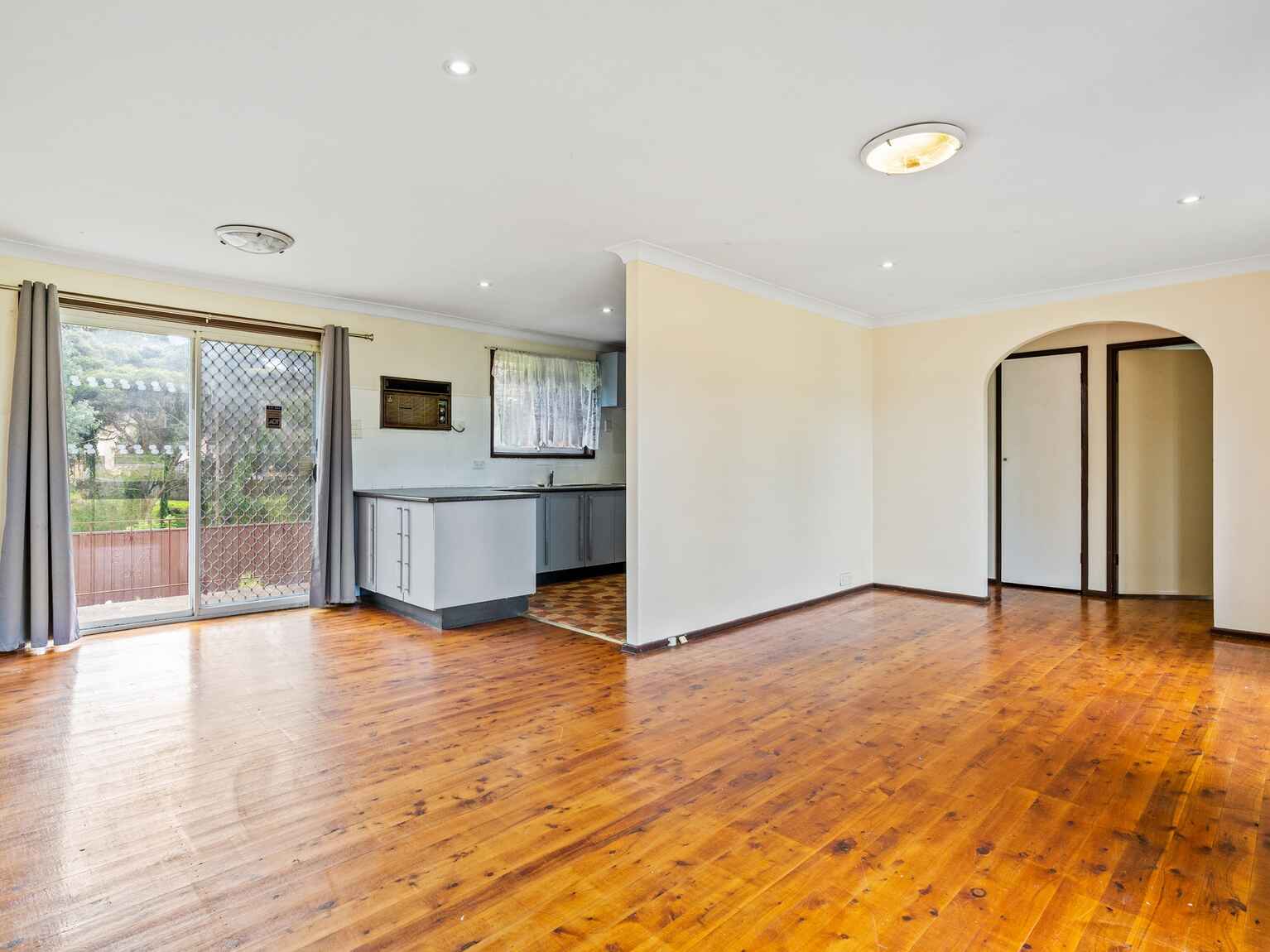 House For Lease - 14 Hazel Place Ingleburn