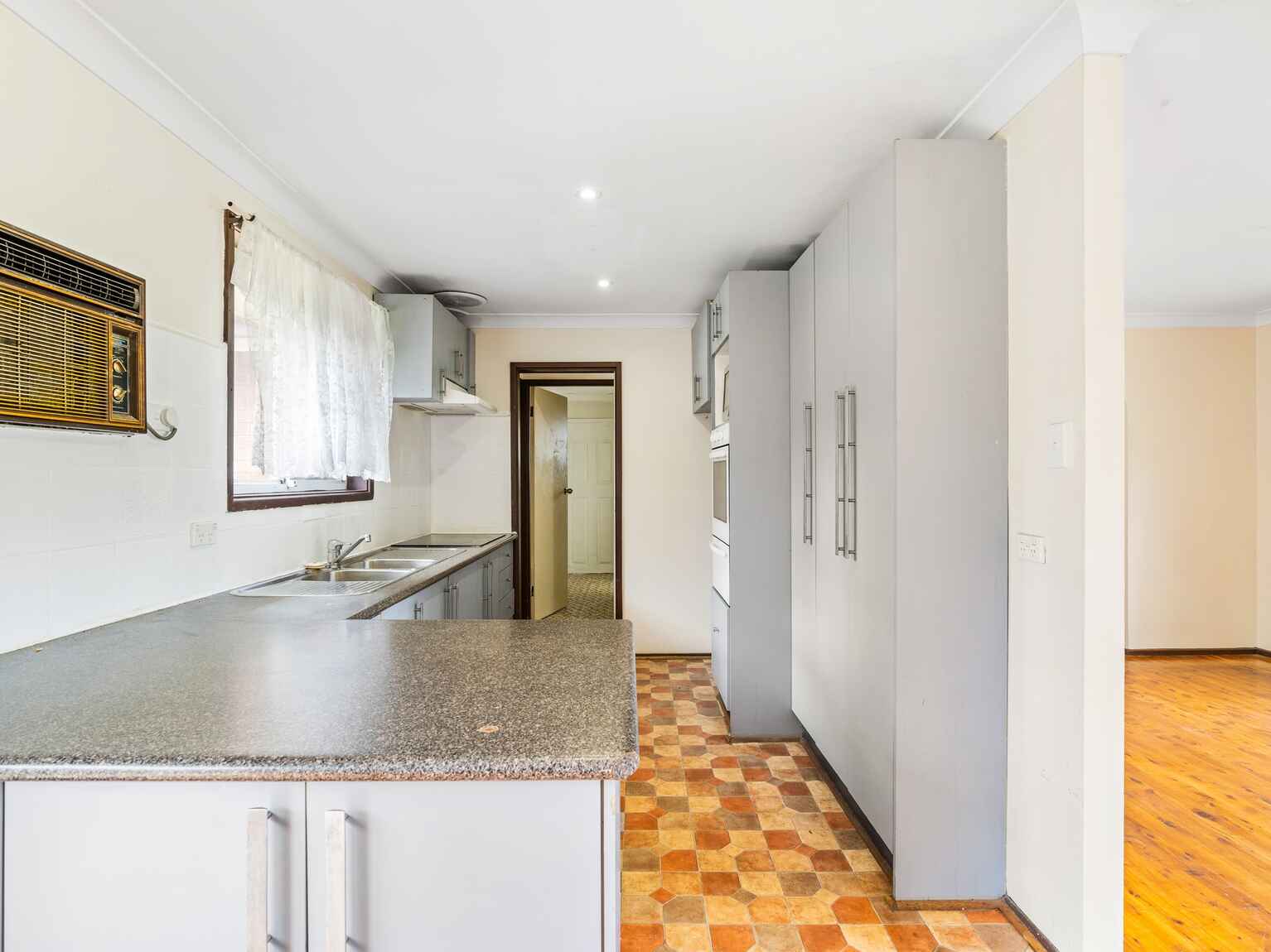 House For Lease - 14 Hazel Place Ingleburn